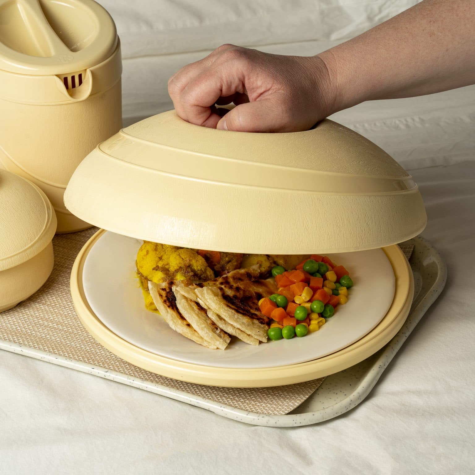 Insulated Plate Cover and Base - KHA Hospitality Importer