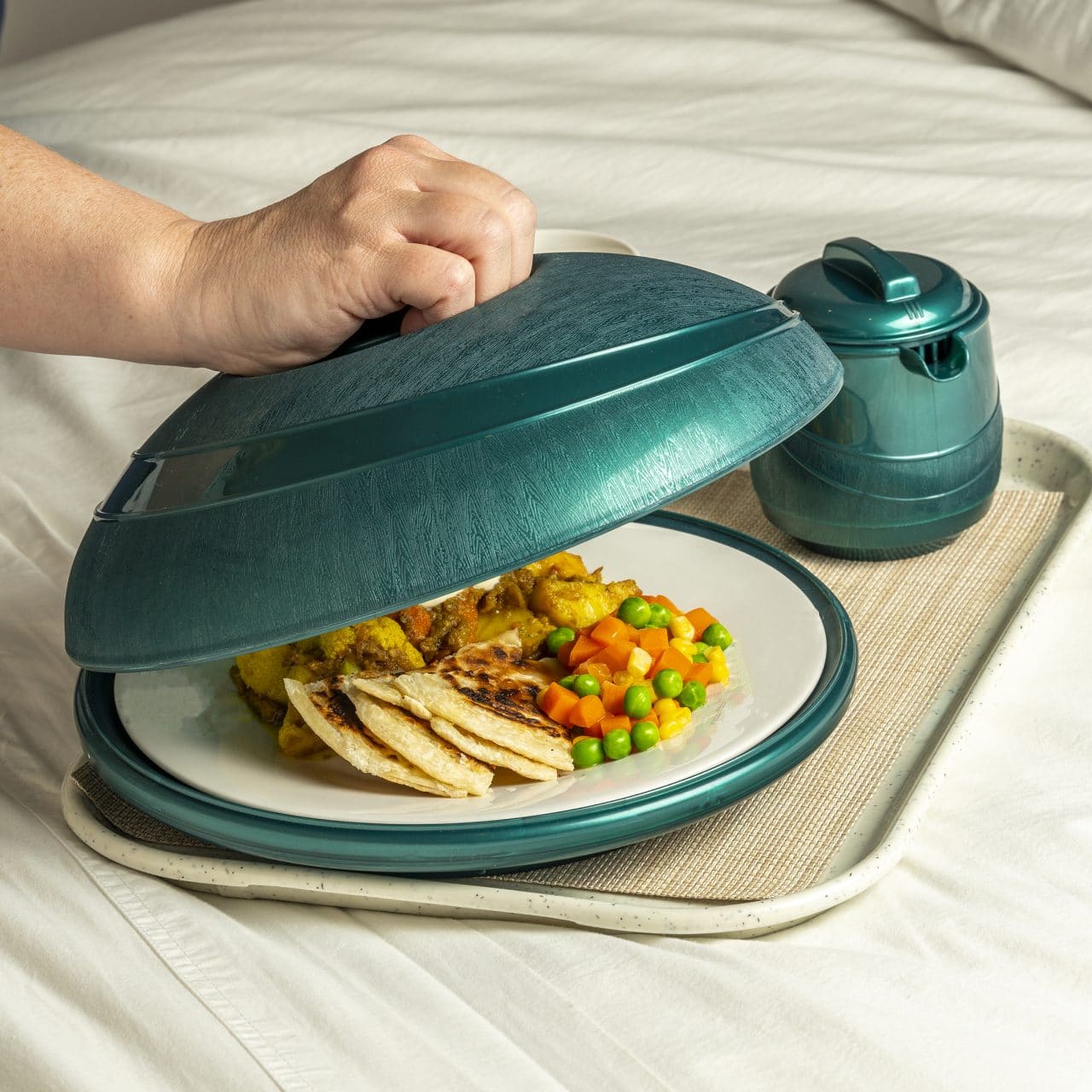 Insulated Plate Cover and Base - KHA Hospitality Importer